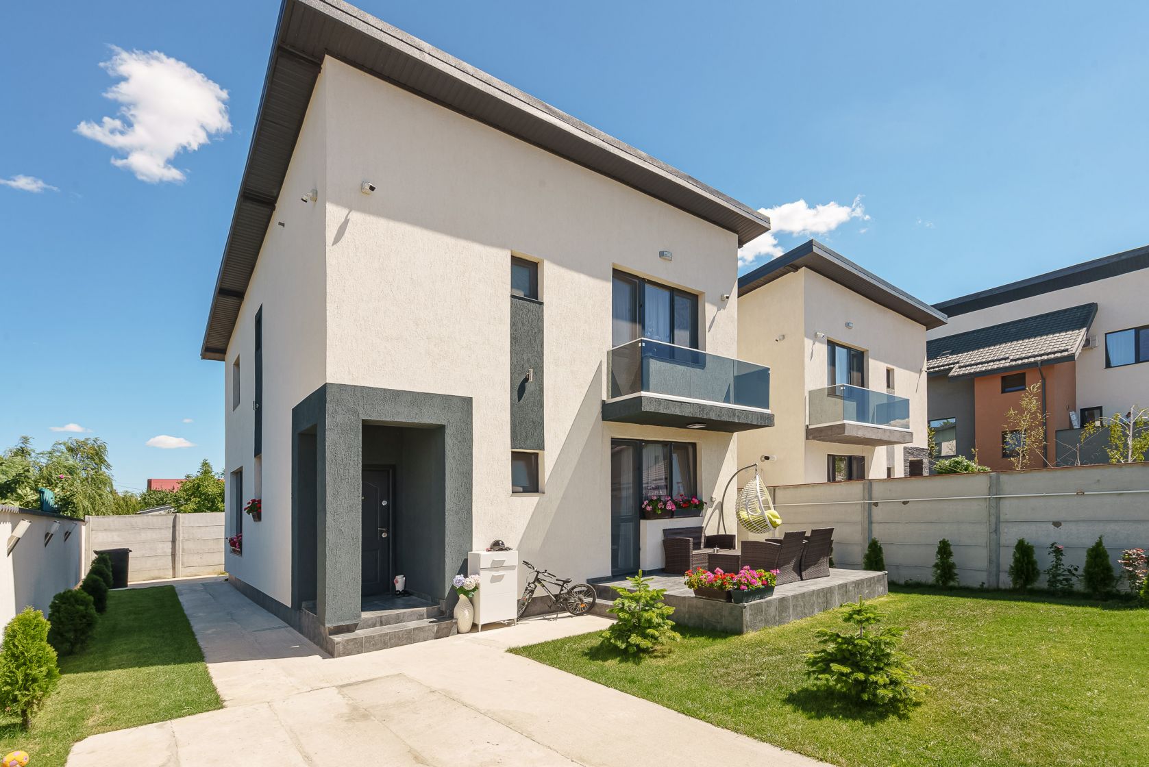 ACASA e acolo unde e iubire - Daniel Dobre