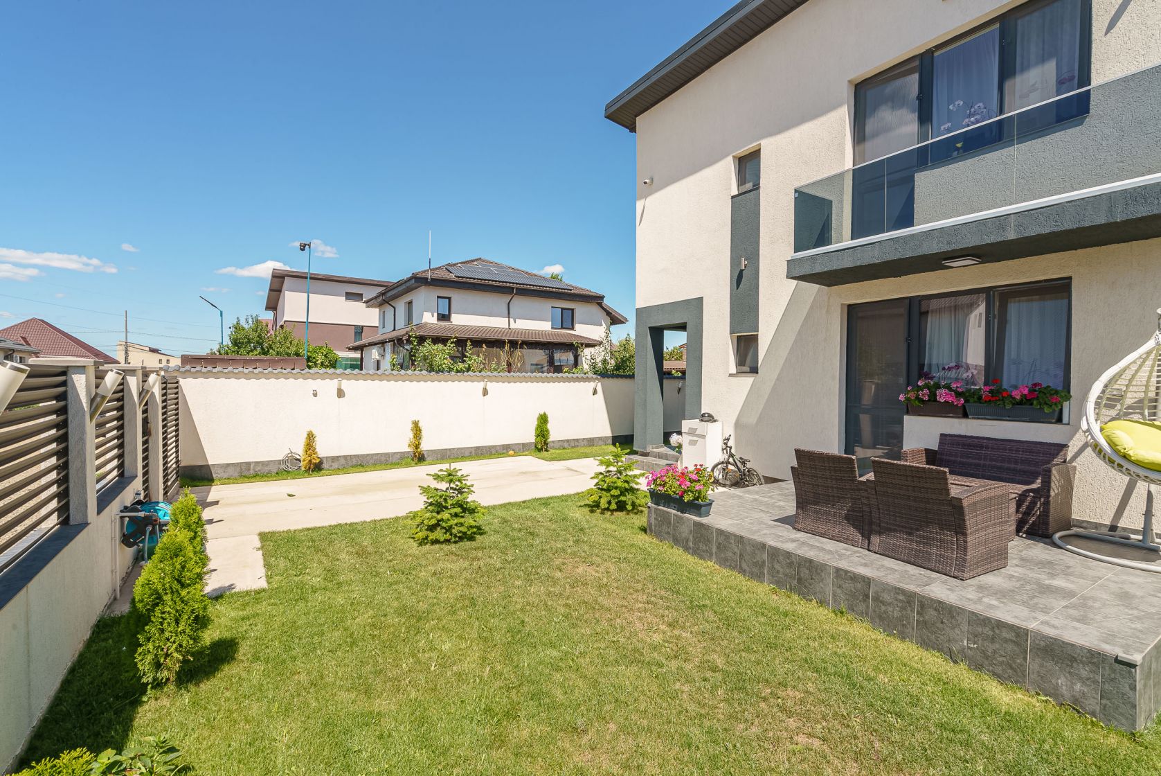 ACASA e acolo unde e iubire - Daniel Dobre